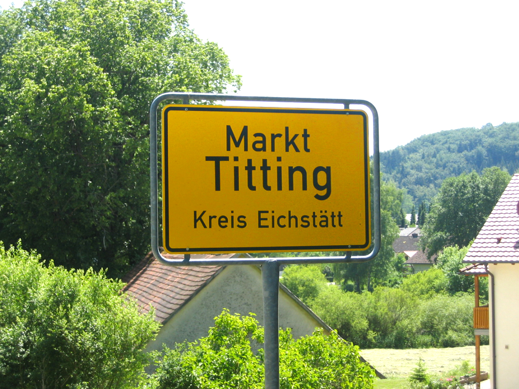 Titting - Dr. Reinhard Brandl